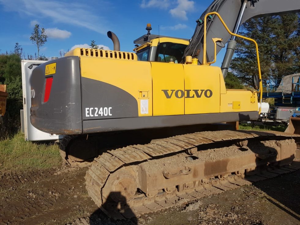 VOLVO EC240C | Empire Exports